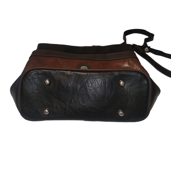 Mouflon | Bags | Vintage Mouflon Leather Crossbody Bag | Poshmark